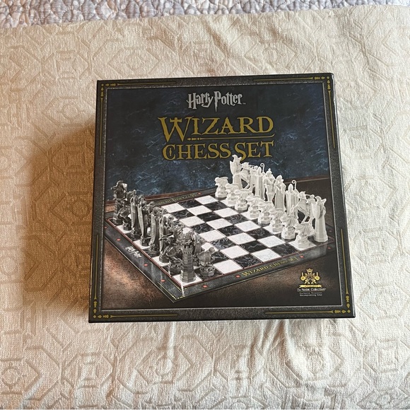 Warner Bros. | Games | Harry Potter Noble Collection Chess Set Black ...